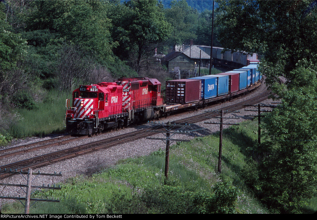 557 passes the Erie station